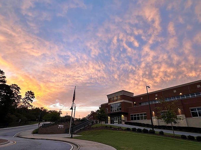Even the sunsets in Conyers seem less hurried. This golden hour view makes you wonder why we ever invented artificial lighting in the first place.