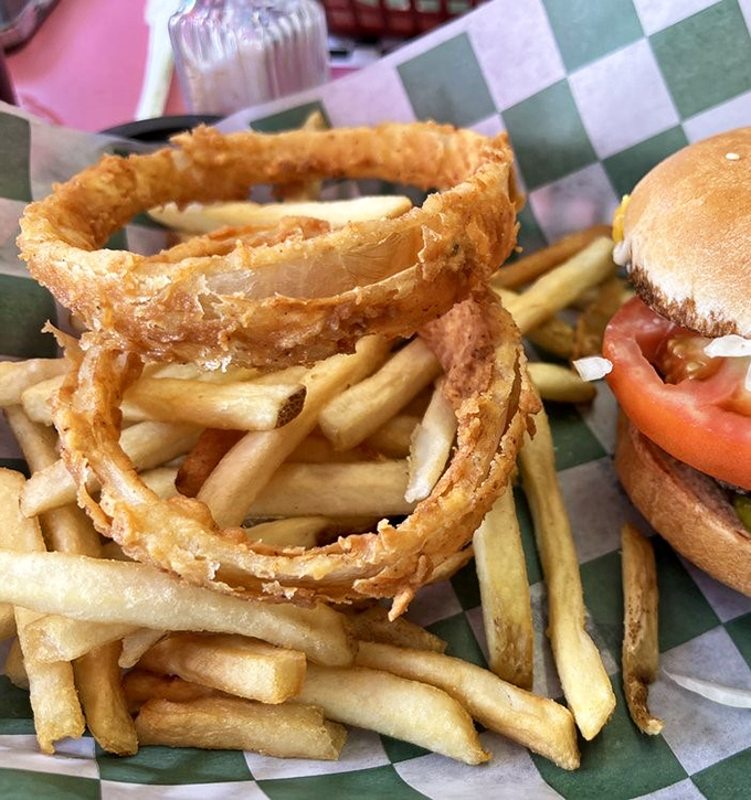 These onion rings might be the most photogenic food in Palatka – golden, crispy circles of joy that somehow make your fries jealous.