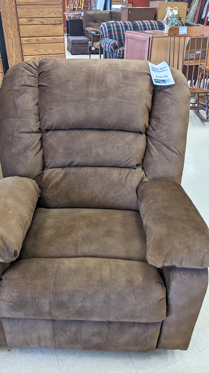 This comfy recliner awaits its second act in someone's home. For the price of a few streaming subscriptions, you could be napping in style.