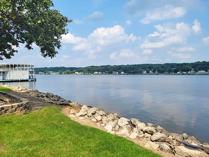 The mighty Mississippi doesn't just flow past LeClaire &ndash; it defines it, shapes it, and provides the backdrop for countless perfect moments.