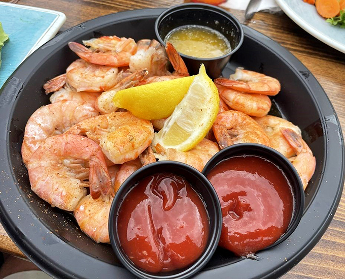 Gulf shrimp so fresh they practically introduce themselves. Plump, perfectly cooked, and ready for their lemony, buttery close-up.