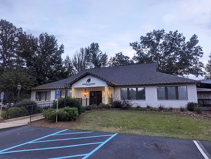 Simple, elegant, and promising – like that first date who actually turns out to be "the one."