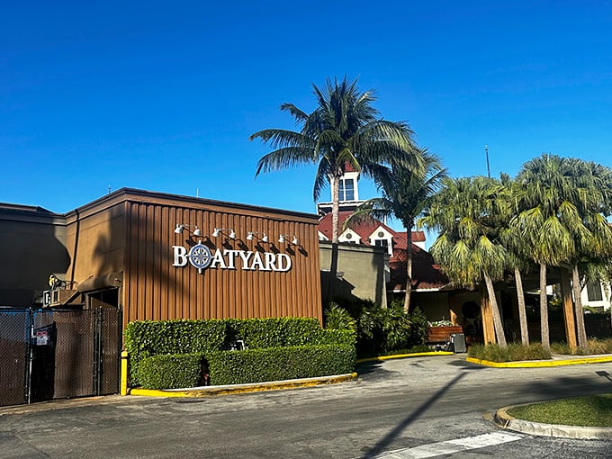 Boatyard brings marina-side magic to mealtime. Imagine sipping something cool while watching yachts gently bob nearby!