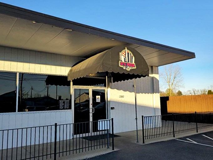 JT's white exterior gives no hints about the flavor explosion waiting inside. Talk about playing your cards close to your chest!