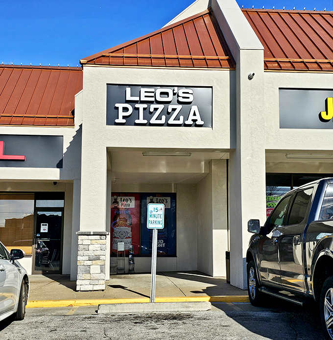 Leo's keeps it simple in strip mall splendor &ndash; because when your pizza's this good, you don't need fancy architecture.