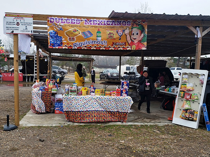 International flavors in the heart of Tennessee! This Mexican candy stand brings sweet, spicy treats to Memphis shoppers.