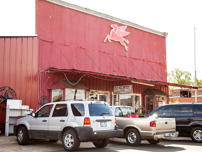 That iconic flying red horse signals you've arrived at antique heaven&mdash;a weathered warehouse filled with yesterday's treasures. 
