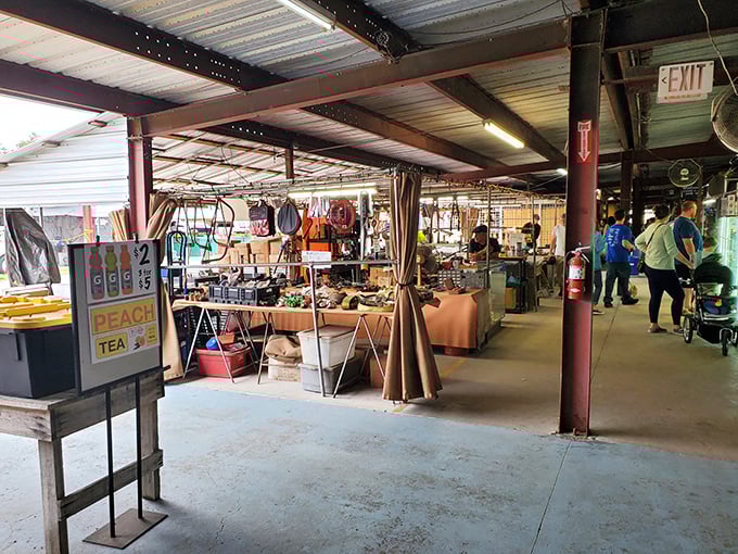 Beachcomber style meets retail therapy&mdash;this tropical-themed booth turns shopping into a mini-vacation for your senses.