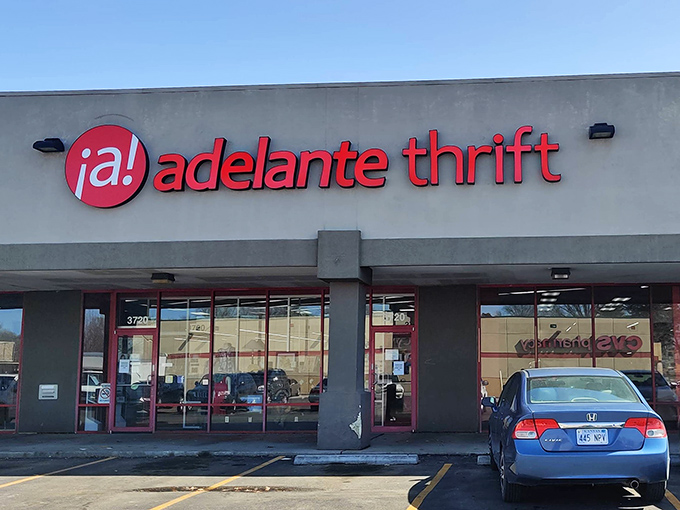 A closer look at Adelante's inviting entrance. The red framing around the windows acts like a picture frame for the bargains inside.