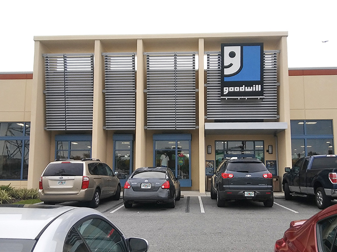 That smiling logo seems to say, "Yes, we have that vintage lamp you've been searching for all year!"