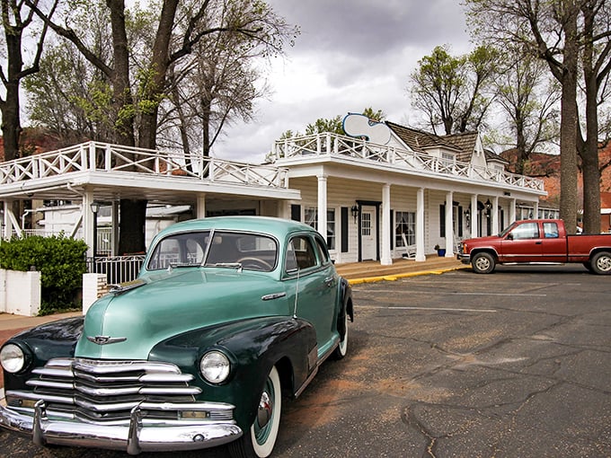 The warm glow of sunset bathes Kanab's community in golden light. Nature's version of mood lighting doesn't cost a penny.