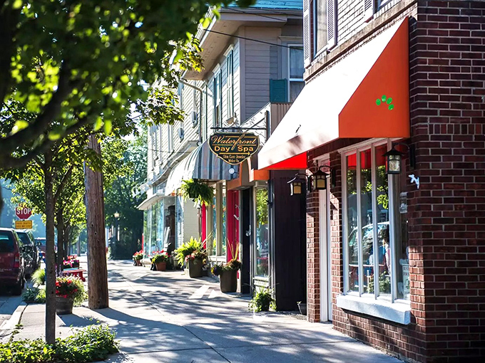 Downtown Saugatuck offers the perfect backdrop for that "I accidentally wandered into a painting" feeling.