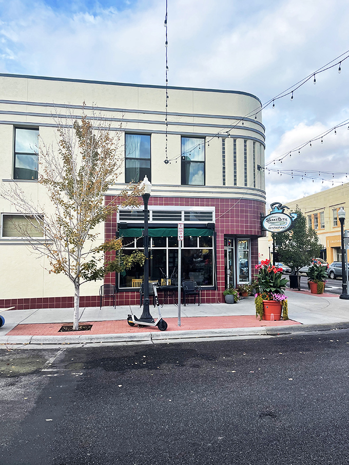 Classic architecture meets contemporary dining in this inviting space where serious steak lovers gather nightly.
