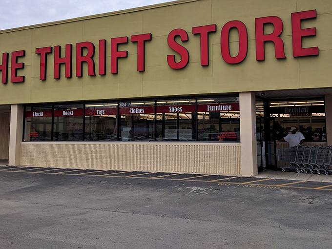 Window signs spell out exactly what treasures await inside this Jacksonville bargain hunter's paradise.