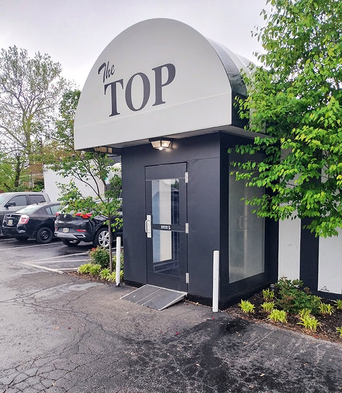 The Top Steak House: Elegant curves and classic styling&mdash;like finding a '57 Thunderbird that happens to serve perfect ribeyes and martinis.