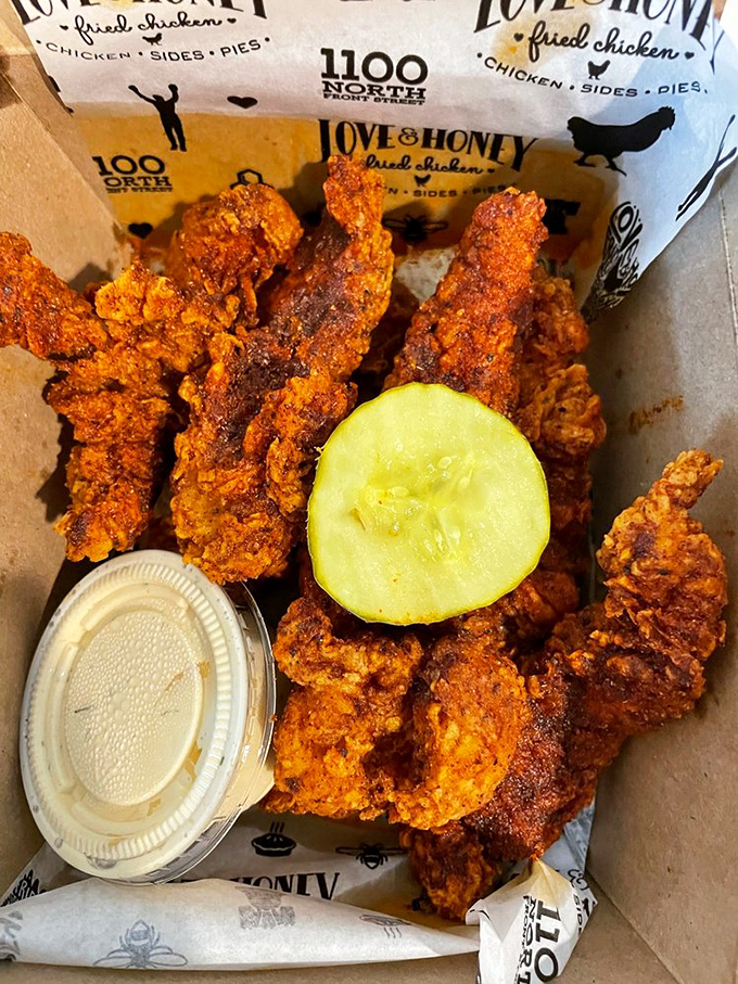 Nashville-style tenders that make your taste buds dance the hot-step. The kind of heat that hurts so good you can't stop.