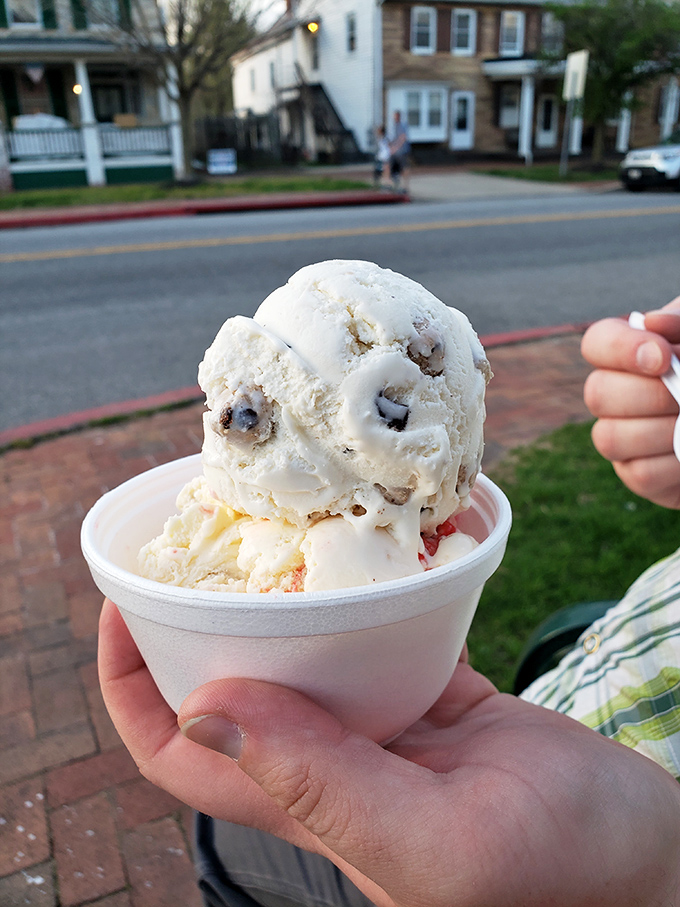 Outside Sharpsburg's historic streets, this generous scoop of cookie-studded ice cream becomes both dessert and impromptu town tour guide. Photo credit: <a href="https://maps.google.com/maps/contrib/112471193165973589382" target="_blank" rel="noopener noreferrer">Evan Lindemuth</a>