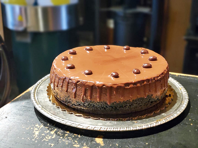 Chocolate espresso cheesecake: where coffee meets dessert in a romance so perfect it deserves its own Netflix series.