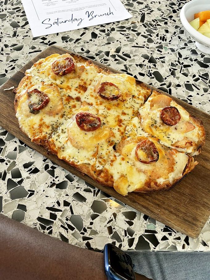This flatbread pizza proves Shakers isn't just a one-trick breakfast pony. Melted cheese and savory sausage make a compelling argument for extending your visit into lunchtime.