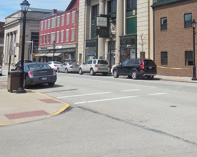 Corner buildings with character to spare at High Street's bustling intersection. Where small-town commerce has flourished for generations. 