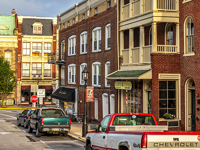 High Street's brick facades tell stories that Netflix hasn't optioned yet, but should&mdash;"The Victorian Chronicles" has a nice ring to it.