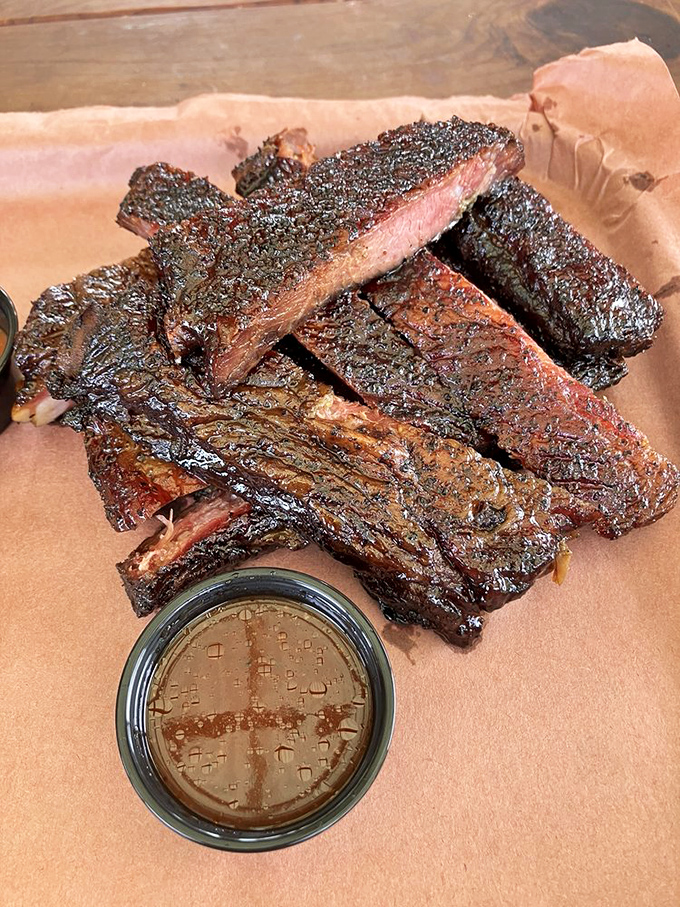 These ribs don't "fall off the bone"&mdash;they resist just enough to remind you they were once part of something magnificent.
