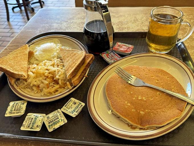 Pancakes and eggs that would make IHOP executives weep with envy&mdash;this is what breakfast looks like when it's not trying to be Instagram-famous.