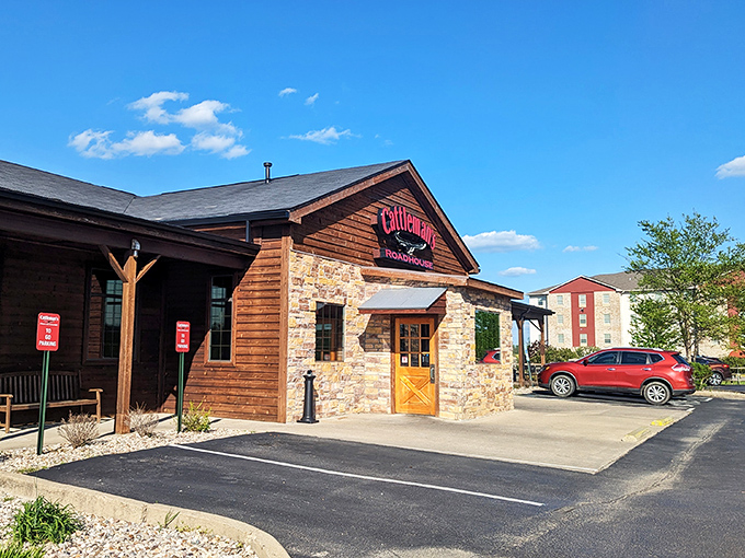 Log cabin meets steakhouse paradise - where Paul Bunyan would definitely order the porterhouse. 