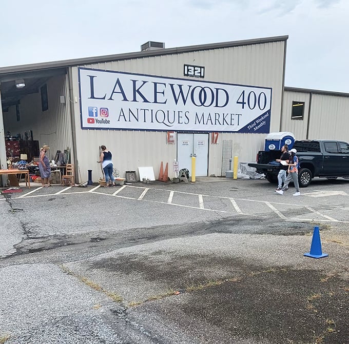 The simple exterior belies the monthly madness inside&mdash;like a speakeasy for antique lovers who know where the real action happens.