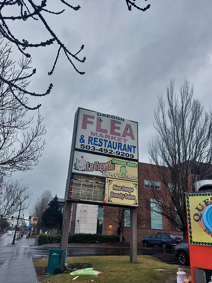 6a. oregon flea market (portland)