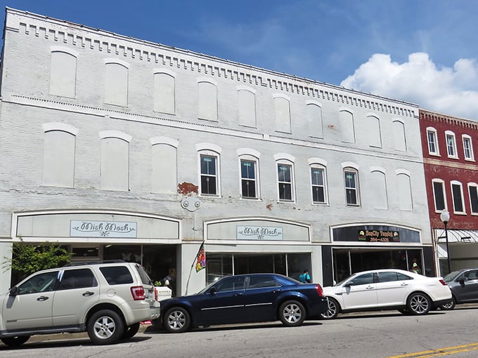 Reidsville's downtown maintains its historic character with buildings that have witnessed generations of community life.