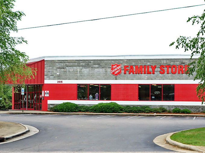 The Salvation Army's bold red exterior is like a bullseye for bargain hunters. Bull's-eye for your budget!