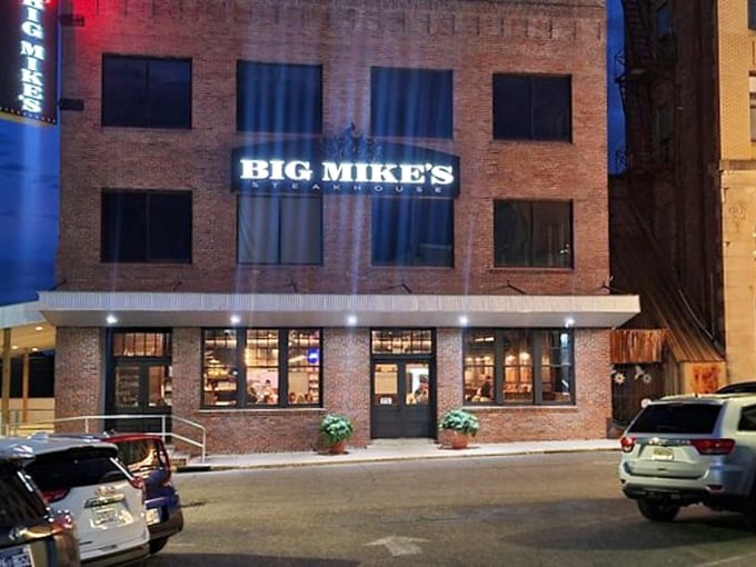 When the sun goes down and those lights come on, meat lovers start gravitating here like moths to a flame-grilled flame.