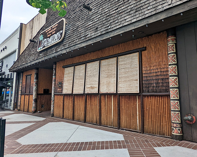 Damon's tropical-meets-carnivore aesthetic somehow works perfectly, like pineapple on pizza but much less controversial.