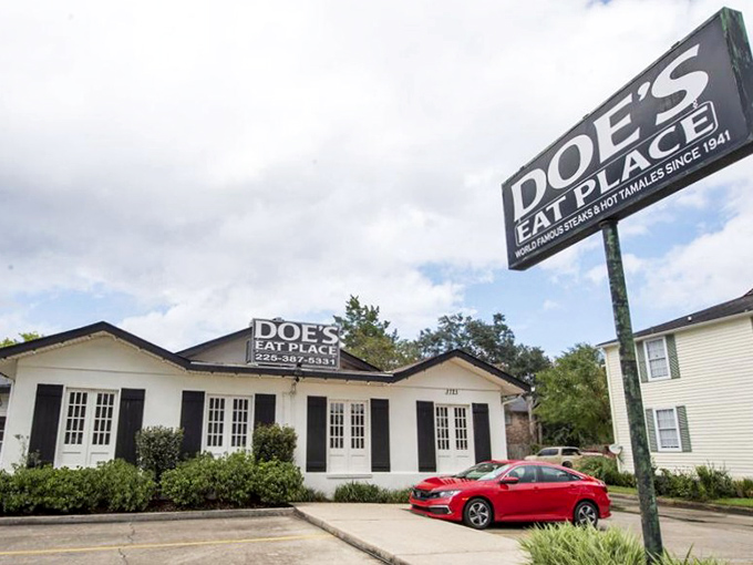 That sign isn't kidding about "world famous" – your belt will need to loosen just looking at it!