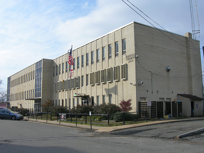 Downtown Fayette's classic architecture creates the perfect backdrop for small-town living. Where everybody knows your coffee order!