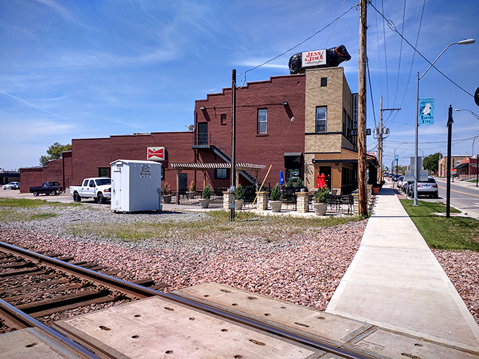 No fancy frills needed when the steaks speak for themselves at this beloved Kansas City institution near the railroad tracks.