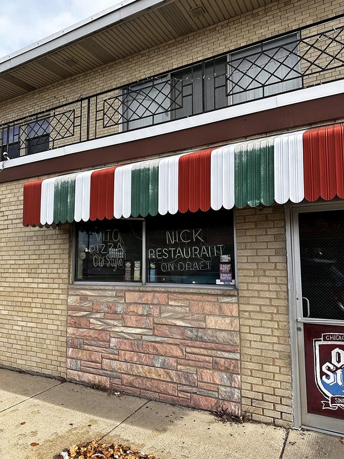 Those neon signs in Vito & Nick's windows have been guiding hungry South Siders to pizza nirvana for decades.