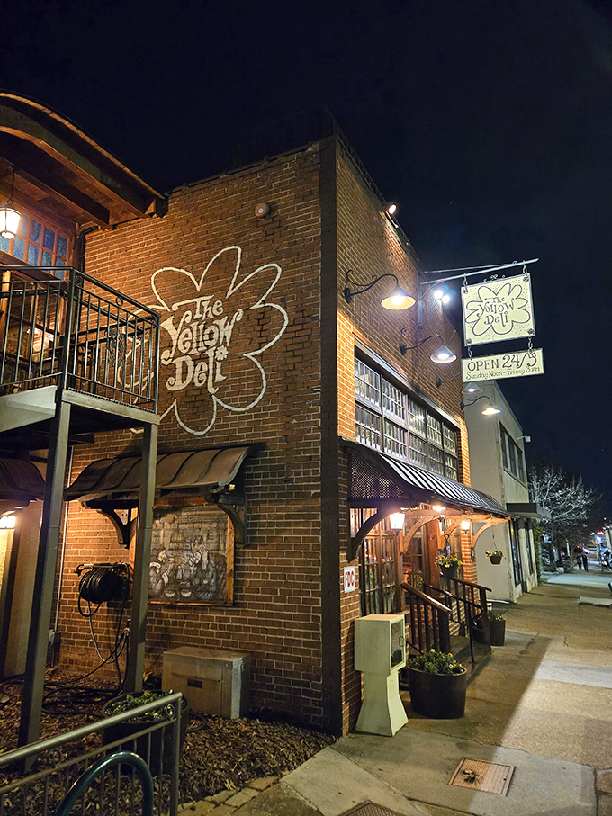 When evening lights illuminate this brick beauty, you know you've found something special in Tennessee's scenic river city. 