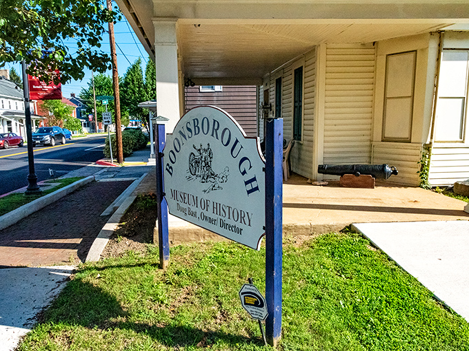 The Boonsborough Museum of History sits unassumingly on Main Street, like that quiet neighbor who turns out to have the most fascinating stories.