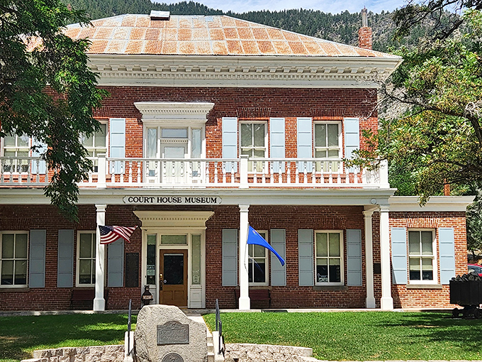 The Courthouse Museum stands proud with its brick fa&ccedil;ade and white columns &ndash; justice was served here long before Las Vegas was even a twinkle in a developer's eye.