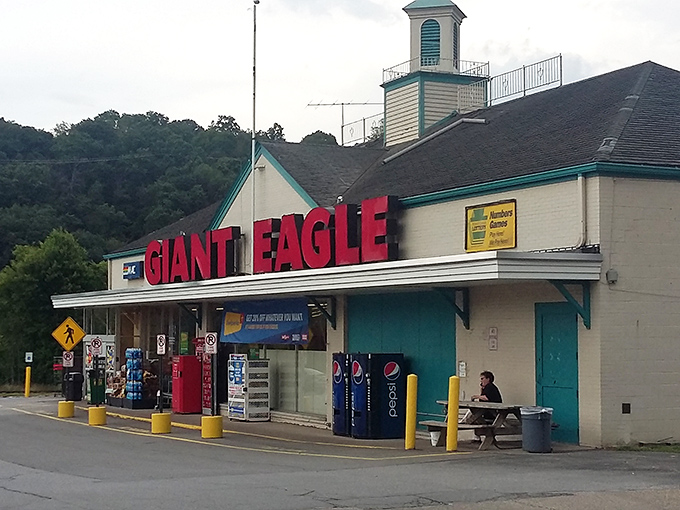 Even the local Giant Eagle supermarket embraces small-town charm with its distinctive cupola&mdash;grocery shopping with architectural character.