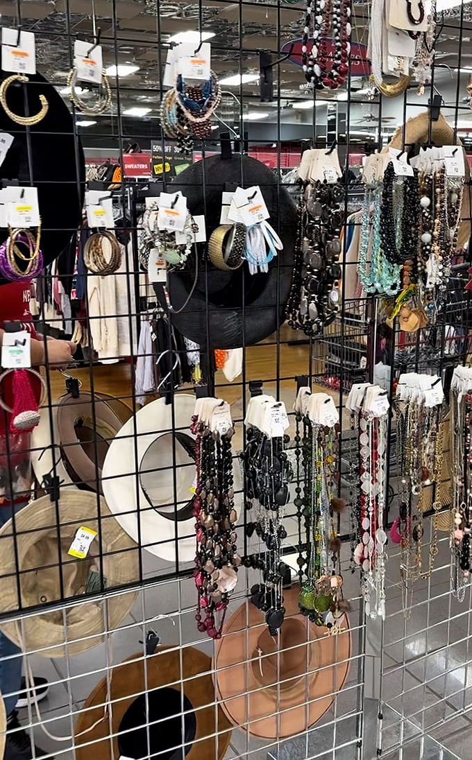 A jewelry display that proves glamour doesn't need a hefty price tag&mdash;just a good eye and patience.