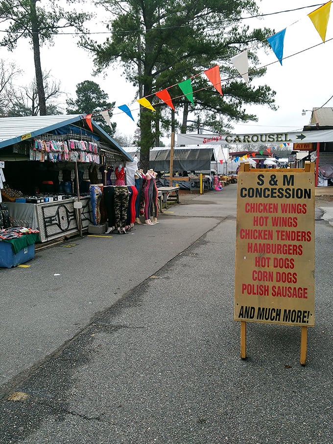 Follow your nose to S&M Concession, where chicken wings and polish sausage fuel serious shoppers for another round of bargain hunting.