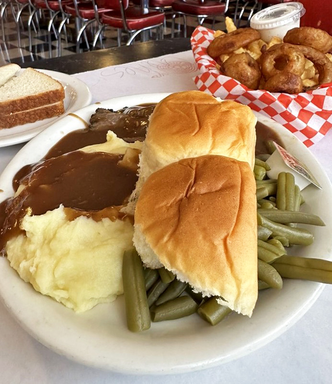 A feast that would make June Cleaver proud. When three different comfort foods share a plate, it's not dinner &ndash; it's therapy.