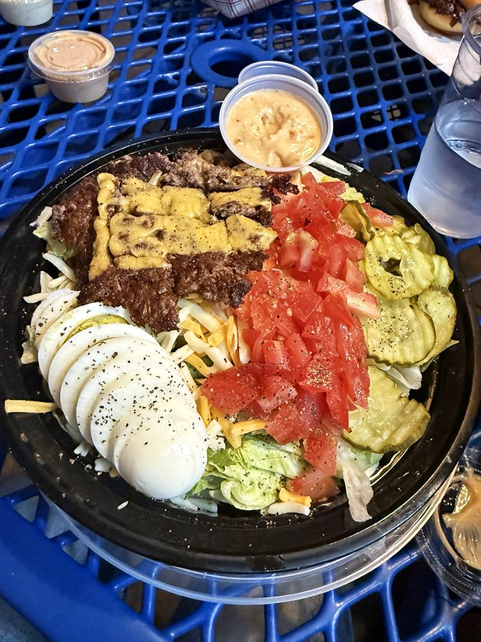 When a salad looks this good, even dedicated carnivores might consider switching teams. At least for one meal. Those fresh ingredients are practically winking at you.