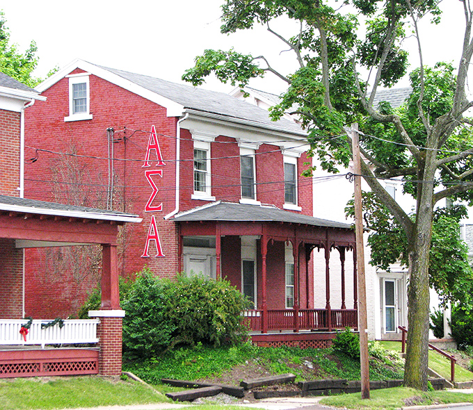 This crimson fraternity house has hosted more college memories than most students care to remember&mdash;or perhaps can remember. 