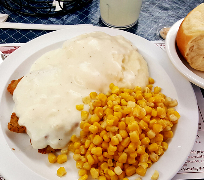 Chicken fried steak that doesn't need a passport&mdash;it's never left Illinois and has no plans to, thank you very much.
