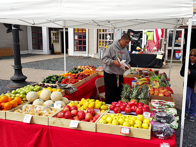 Fresh produce that puts supermarket offerings to shame, arranged in a rainbow of colors that would make Mother Nature proud.