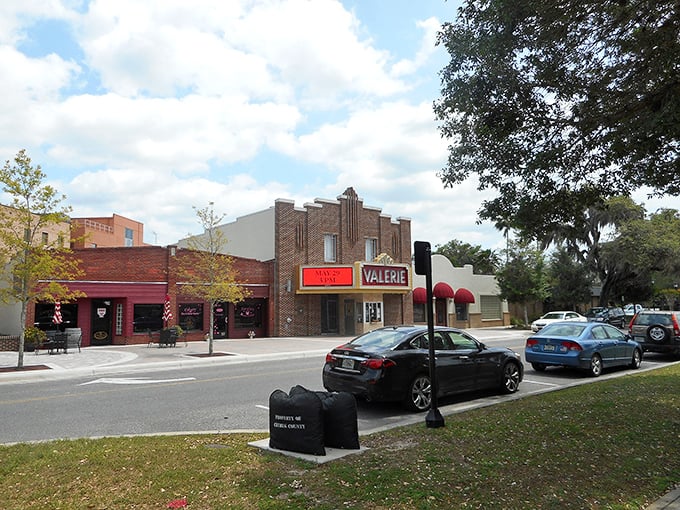 Inverness' brick buildings and tree-lined streets create a postcard-perfect downtown. Norman Rockwell would've loved painting this scene.